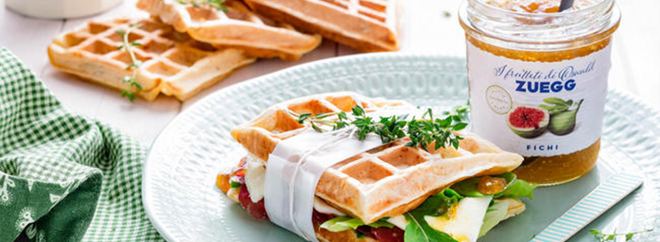 Waffle Sandwich al Timo: Ricetta per Colazioni Speciali